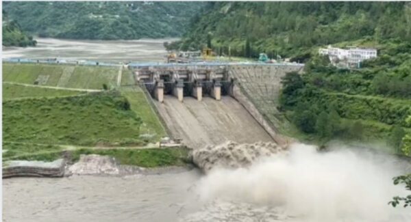 Mandi: All Five Gates of Pandoh Dam Opened Again, 40,000 Cusecs of ...